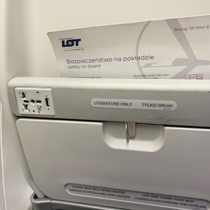What to expect when flying LOT Polish Airlines
